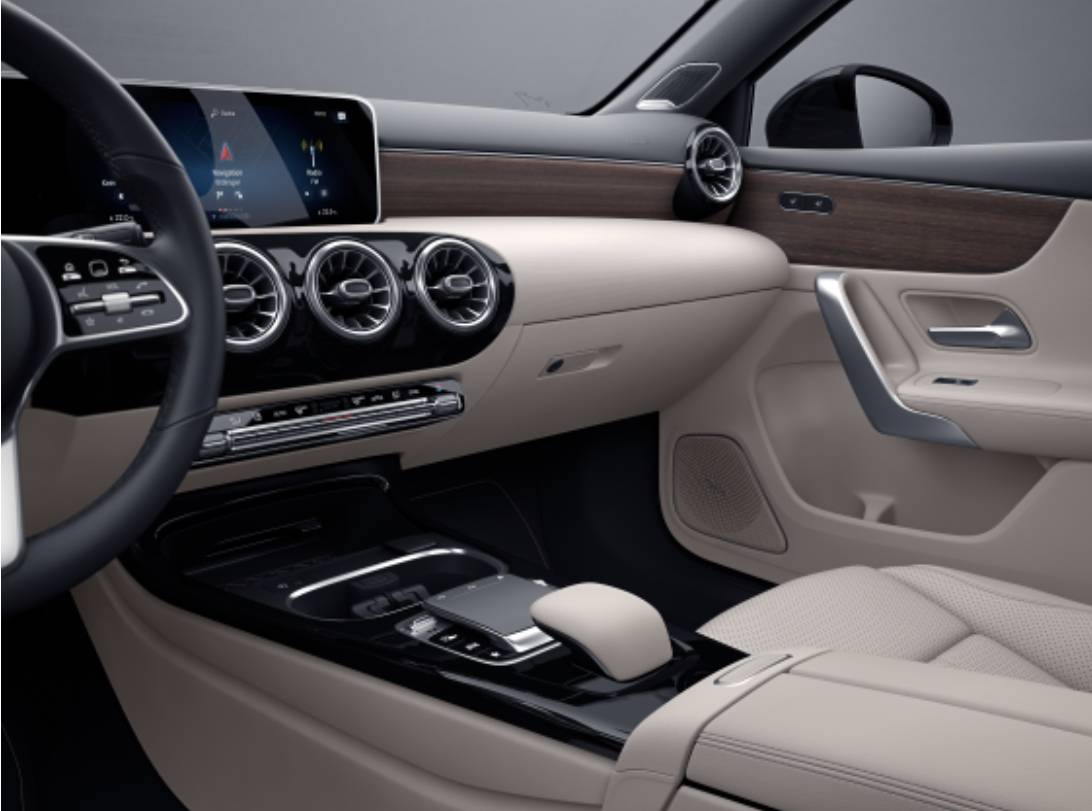 Mercedes-Benz Lease Takeover in Toronto, ON: 2019 Mercedes-Benz A2204M ...