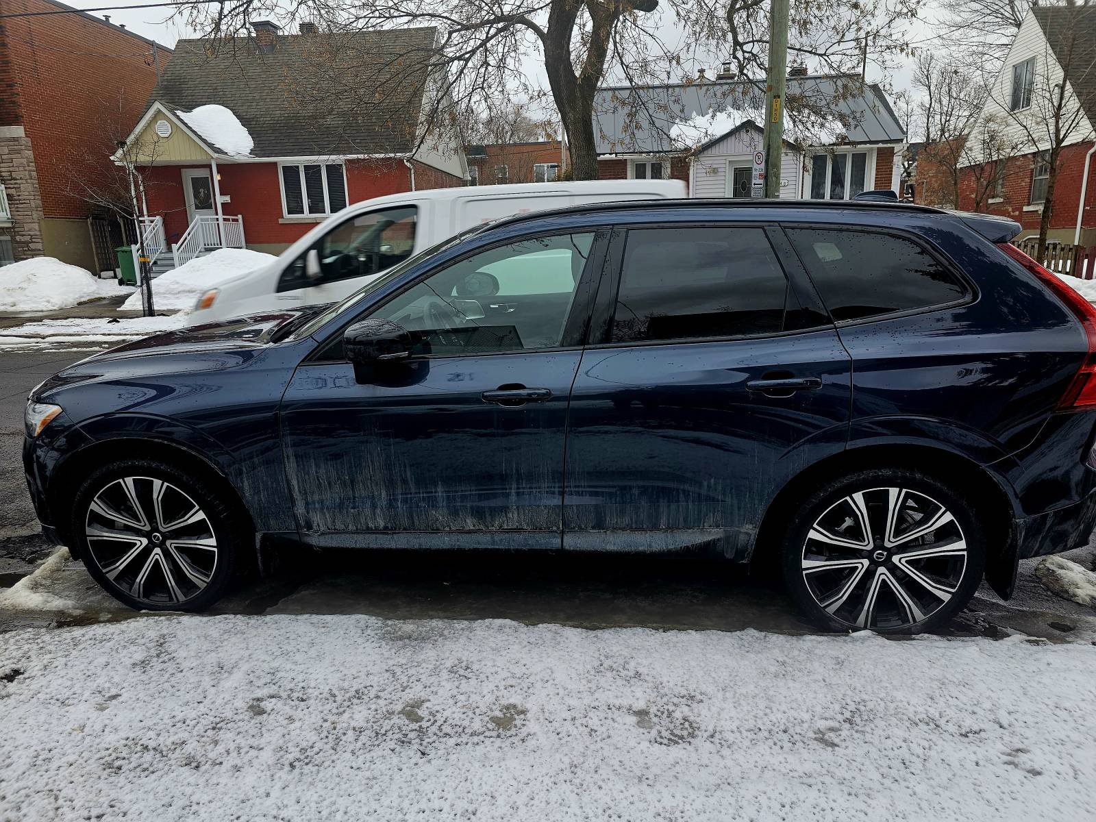 Volvo Lease Takeover in Montreal, QC: 2022 Volvo XC60 R-Design Polestar ...